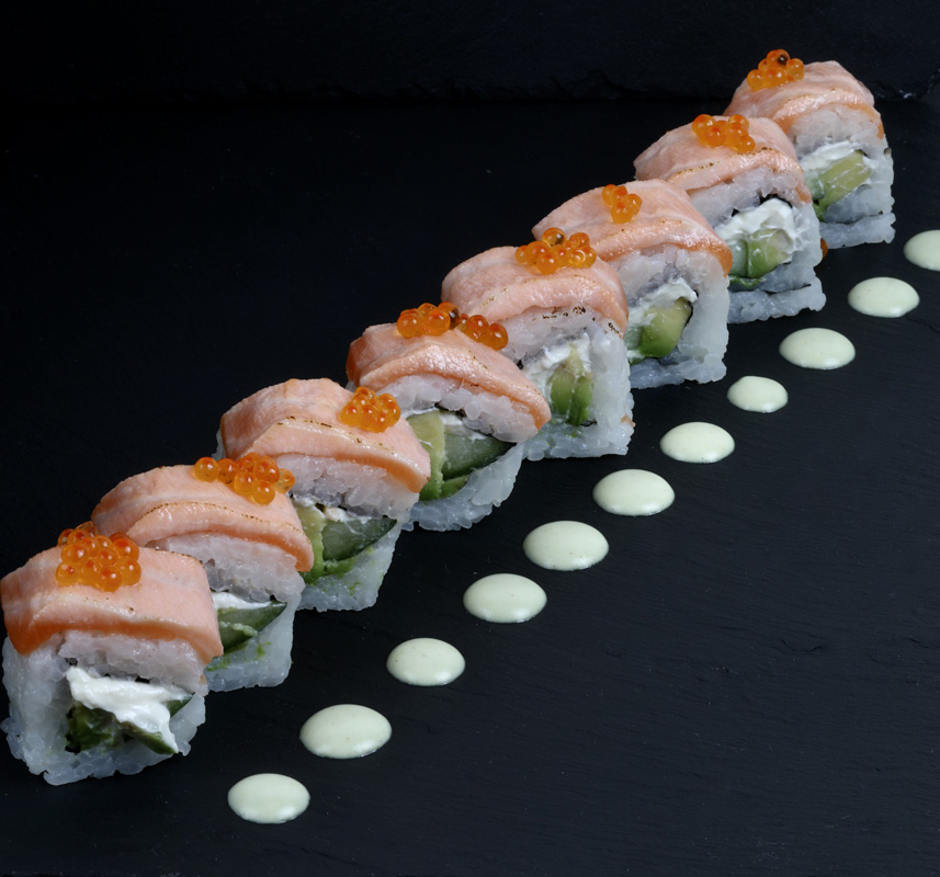 Signature saumon-flamme roll - Le Baligan sushi